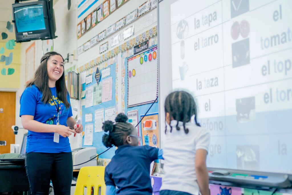 What are the Pros and Cons of Teaching Abroad?